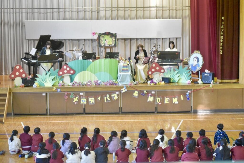 旭日双光章受章祝賀会の司会を務めさせて頂きました。 | フリーアナウンサー鈴木もえみ・公式サイト